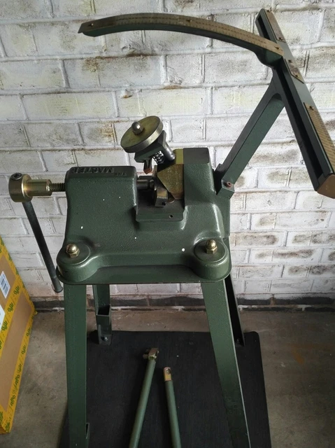 MASTERS GOLF LOFT and Lie Machine £285.00 - PicClick UK