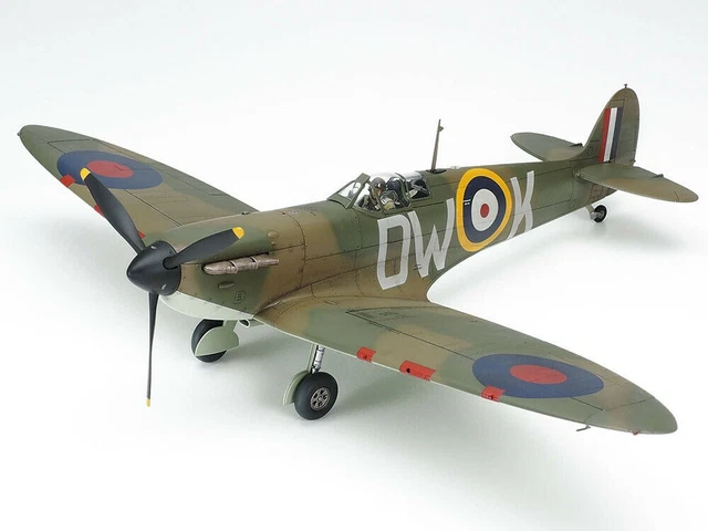 TAMIYA 1/48 SCALE AIRCRAFT WW2 RAF SPITFIRE MK1 aircraft model kit £35. ...
