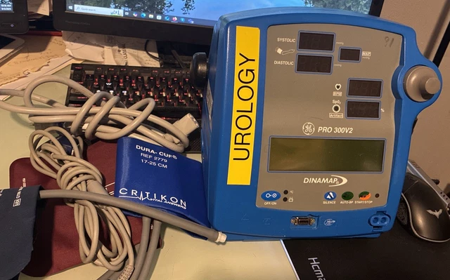 GE DINAMAP PRO 300V2 Vital Signs Monitor 🏥 BP, Pulse, SpO₂ – Used ...