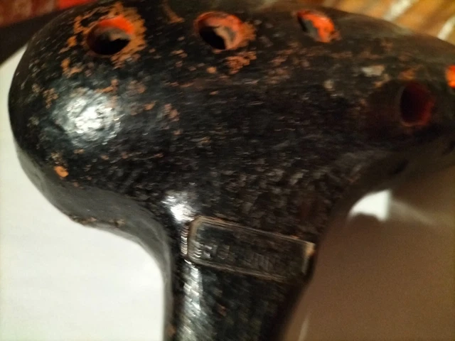 TRÈS BELLE INSTRUMENT musique a vent OCARINA ancien tampon du fabricant ...
