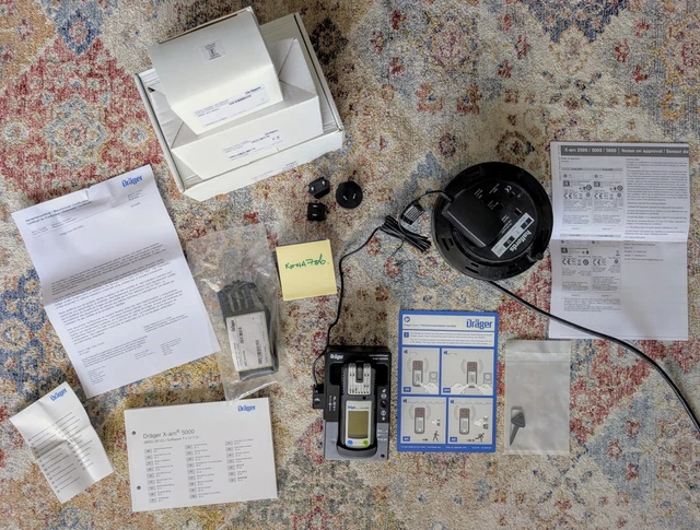 DRAGER X AM 5000 gas monitor detection + Dräger Charger X-AM 1/2/5000 ...