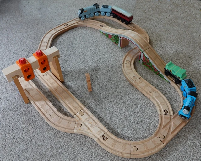 EDWARD THE GREAT SET Brio Thomas and Friends Wooden Railway Train Set ...