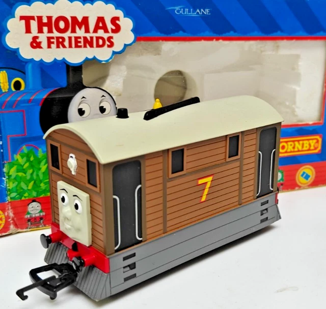 HORNBY THOMAS & Friends R9046 Toby The Tram No.7 (OO Gauge) Boxed £73. ...