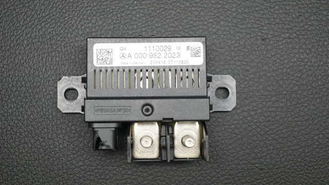 GENUINE MERCEDES BENZ Fuse Box Battery Relay Module Regulator ...