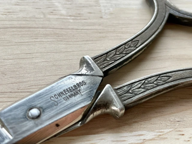 VINTAGE GERMAN SCISSORS La Cross SCHNEFEL BROS Precision Leather Sheath ...