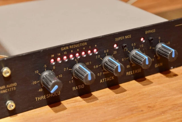 FMR AUDIO RNC1773 Stereo Compressor Really Nice Inspection Neve Amek ...
