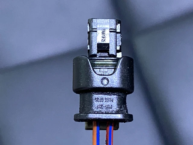 GENUINE MERCEDES-BENZ WIRING Loom Harness Plug Connector A0225451926 ...