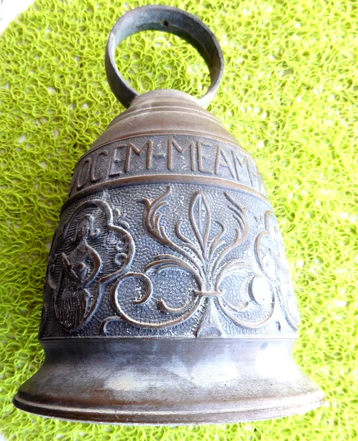 ANCIENNE CLOCHE DE Porte d'Église - Qui Me Tangit : Vocem Meam Audit ...