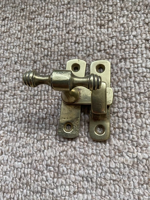 VICTORIAN BRASS LOCK Cupboard Latch Cabinet Window Catch Keep Box Old ...
