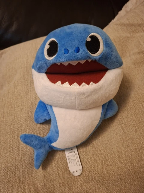 BABY SHARK DADDY Shark Plush Musical Hand Puppet WowWee Pinkfong ...