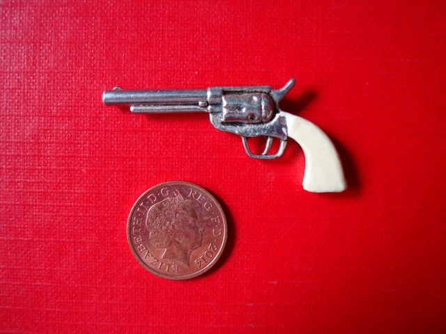 1/6 SCALE ACTION Figure Cowboy Gun Revolver Pistol Metal Cream Dragon ...