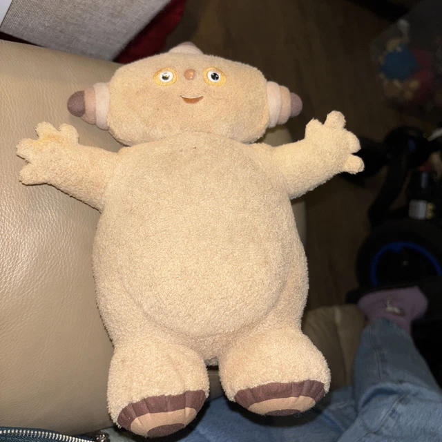 IN THE NIGHT Garden 10” Makka Pakka Plush Talking Sounds Singing Toy ...