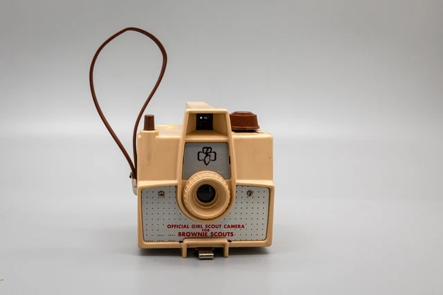 VINTAGE 1960S OFFICIAL GIRL SCOUT FOR BROWNIE SCOUTS CAMERA $50.68 ...
