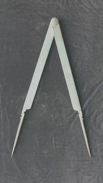 ANCIEN GRAND COMPAS fer forgé XVIIIe old tool compass vert ...