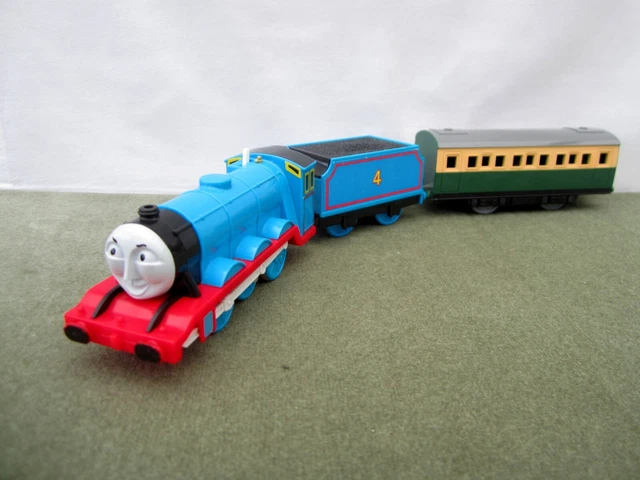 TOMY TRACKMASTER GORDON + Express Coach Thomas Tank Engine & Friends ...