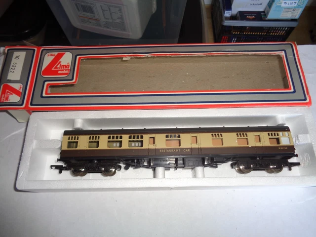 LIMA 00 GAUGE BR Mk1 Restaurant Car W24760 in BR Western Livery boxed £ ...