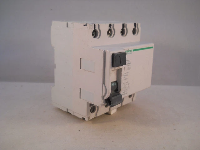 SCHNEIDER RCCB 25 Amp 30mA Four Pole RCD 25A Merlin Gerin Multi 9 ...