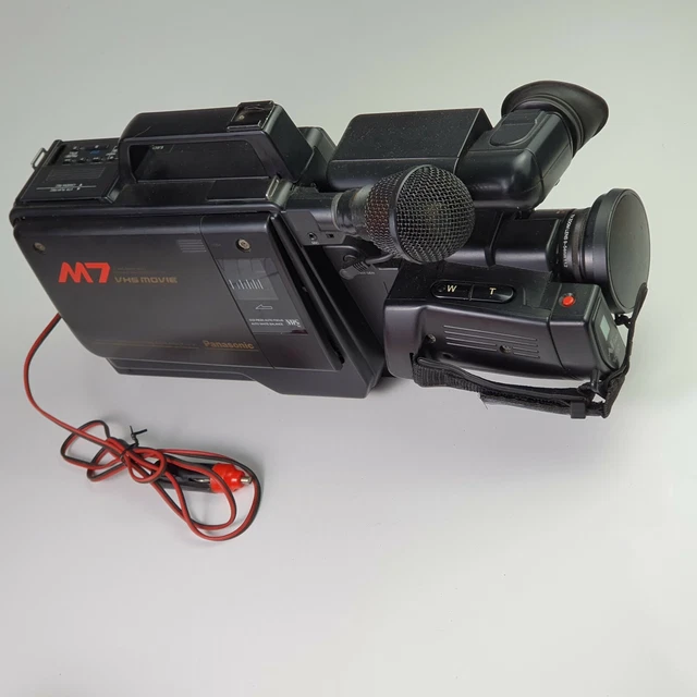 PANASONIC VHS MOVIE Camera Recording And Playback NV-M7EO EUR 32,00 ...
