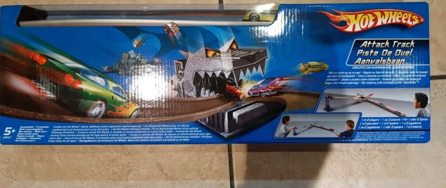 MATTEL HOT WHEELS Attack Track Junkyard Dog / Piste De Duel Set BNIB ...