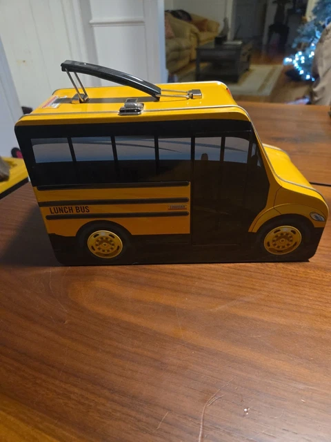 THOMAS BUILT BUSES Metal Lunch Bus Box SAF-T-LINER C2 $61.64 - PicClick CA