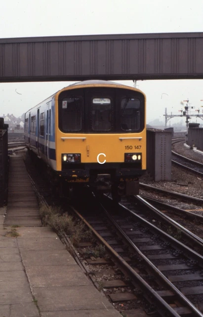 35MM SLIDE BRITISH Railway Br Diesel Class Dmu - 150147 At Shrewsbury ...