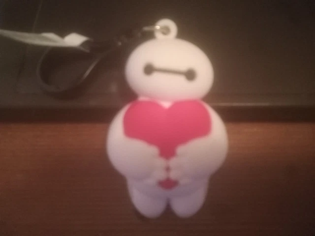 DISNEY SERIES 50 Baymax Big Hero 6 Figural Bag Clip 3 Inch Hugging ...