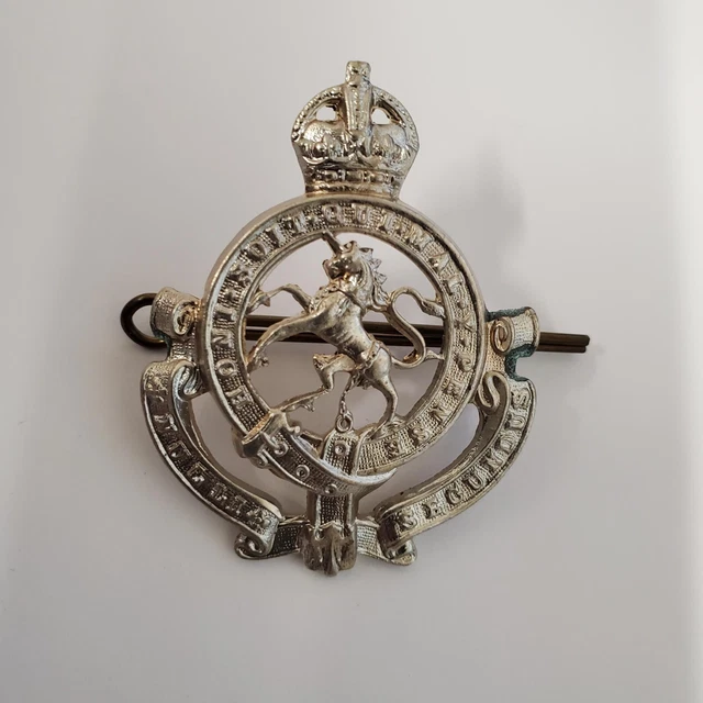 CANADIAN ARMY GENERAL List (Men's) Queens Crown Cap Badge $28.00 ...