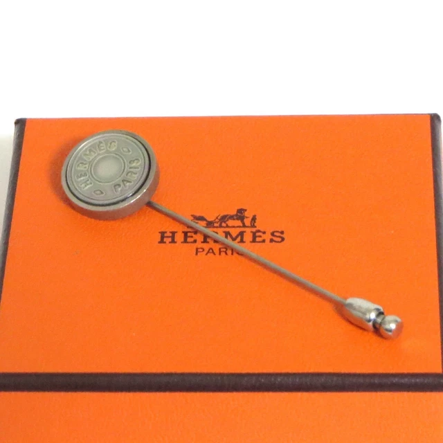 AUTH HERMES SERIE Sellier Shell Pin Brooch Mat Silvertone BIJOUTERIE FANTAISIE £102.86 - PicClick UK