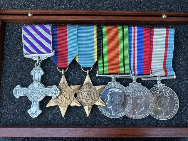WW2 AUSTRALIAN DFC & Air Crew Europe Medal Group RAAF Bomber Pilot 467 Squadron $5,500.00 ...