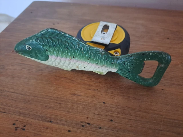 VINTAGE ANCIEN DÉCAPSULEUR Poisson en fonte peinte EUR 15,00 - PicClick FR