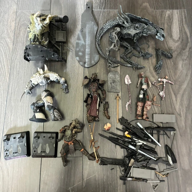 SPAWN/ALIEN VS PREDATORS Figuren Neca-McFarlane Konvolut Sammlung ...