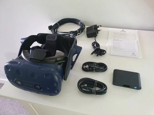 HTC VIVE PRO Auricolari HMD per realtà virtuale VR. Ottime condizioni ...