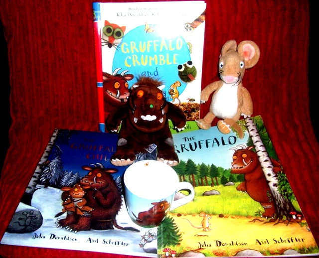 THE GRUFFALO AND Mouse Soft Toys, Gruffalo Crumble Cookbook,2 Books ...
