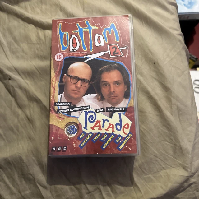 BOTTOM SERIES 2 3 Episodes Parade Vhs video tape £1.16 - PicClick UK