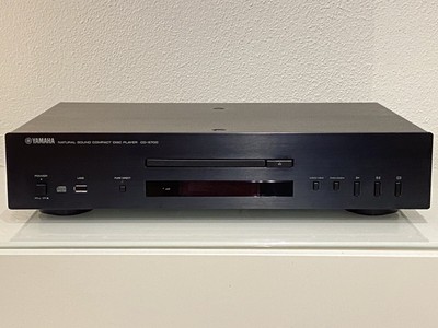 YAMAHA CD PLAYER CD-S 700 Black, Very Maintained, New technically ...