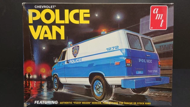 AMT 1970 CHEVY Police Van - 1/25 Scale Model Kit Collection Lot 67 £41. ...