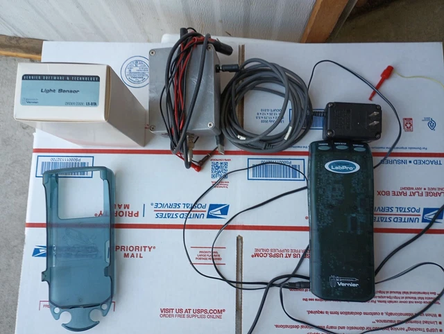 VERNIER LABPRO DATA Logger Pro Collector w/3 Sensors And Microphone $47 ...