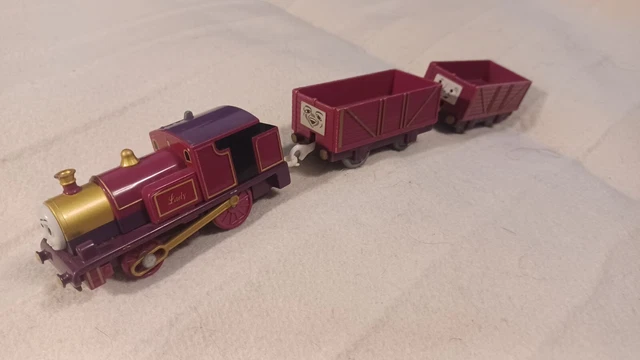 THOMAS TRACKMASTER LADY Train with matching trucks, RARE battery ...