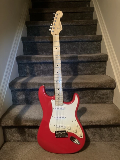 FENDER AMERICAN STANDARD Stratocaster Hot Rod Red 2001? $1,135.00 ...
