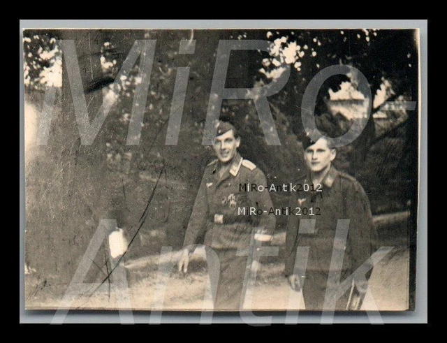 FOTO WK2 FALLSCH.JÄG. H.Kalischewsky, Jäger unterwegs in Essart/FRA ...
