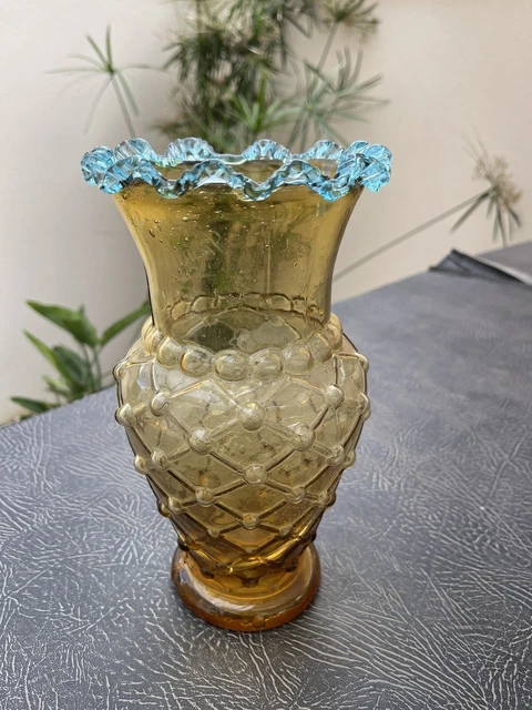 Vase Ancien En Verre Color