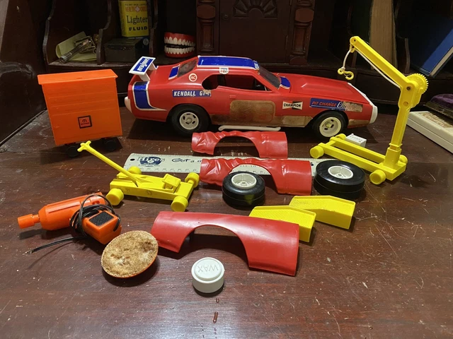 VINTAGE MARX PIT Change Charger Race Car Play set w/ Accessories £40.17 ...