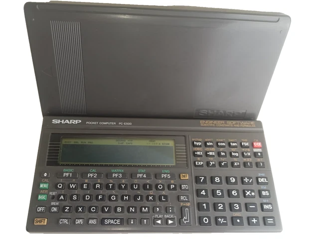 SHARP PC-E500 POCKET COMPUTER pc e500 Rechner Top Zustand EUR 89,00 ...