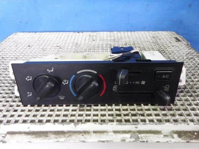 HINO HINO LARGESIZE car 2005 A/C Control Panel 874102680 [Used ...