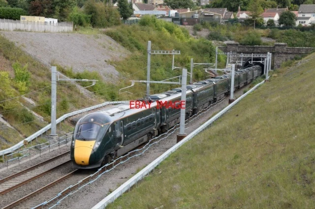 PHOTO CLASS 800 9-Car Mu No 800 309 Of Gwr On The 1245 Paddington ...