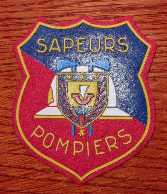 RARE ANCIEN ECUSSON De Manche Sapeurs Pompier De Paris Bspp 1960 Blason De Paris EUR 70,00 ...