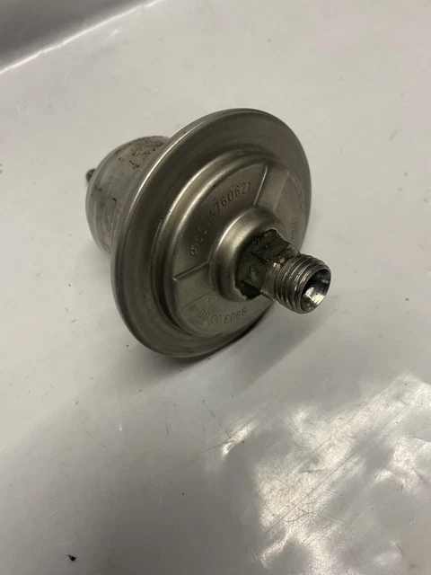 MERCEDES BENZ FUEL Pressure Accumulator 0004760621 W201 W124 W126 R129 ...