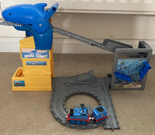 THOMAS & FRIENDS Take N Play Sodor Aquarium Shark Exhibit Play Set With ...