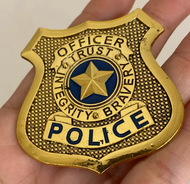 POLICE GOLD BADGE Officer Star Cops Cosplay Crime Donald Trump USA Law ...