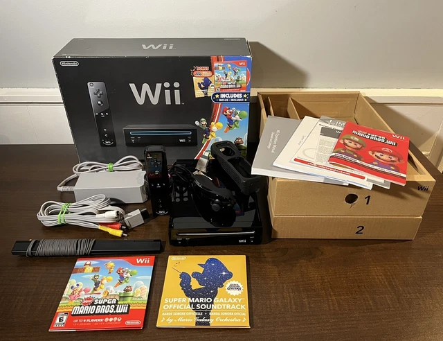 NINTENDO WII CONSOLE Complete (RVL-101) & New Super Mario Bros Video ...